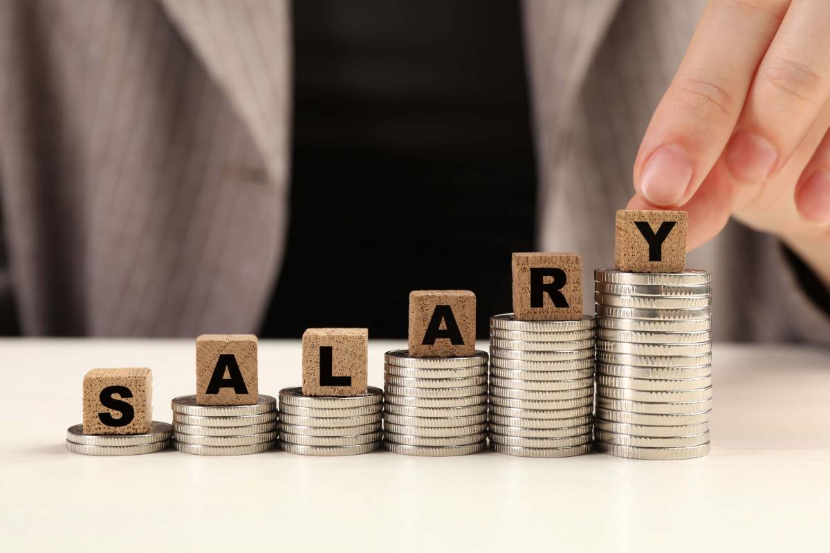 L’augmentation du Salaire National Minimum Garanti en 2025